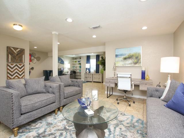2 BR, 2 BA Apartment 5601 FM 517 Rd E Unit 4 404, Dickinson, TX 77539