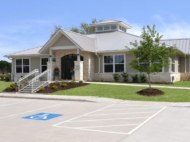 2 BR, 2 BA Apartment 5602 Selinsky Road Unit 5207, Houston, TX 77048