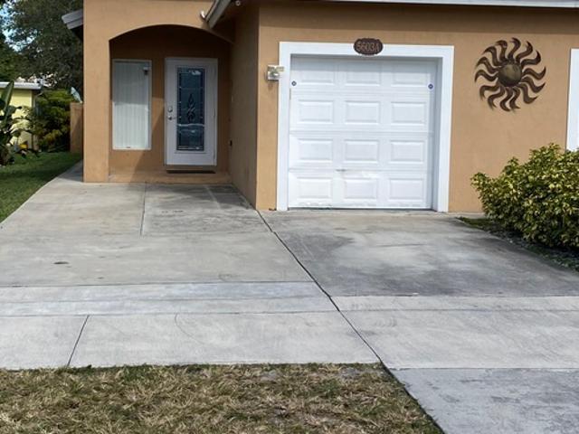 2 BR, 2 BA Apartment 5603 Polk Street, Unit A, Hollywood, FL 33021