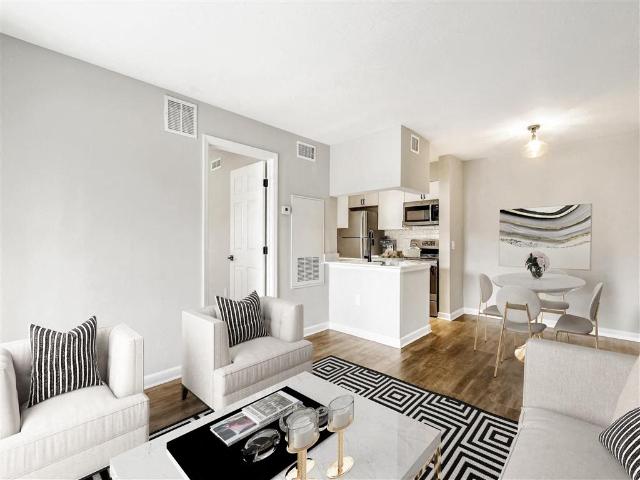 2 BR, 2 BA Apartment 5620 Tranquility Oaks Dr Unit 20 202, Tampa, FL 33624