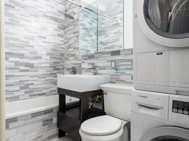 2 BR, 2 BA Apartment 562 Hudson St, Unit 1C, New York City, NY 10014