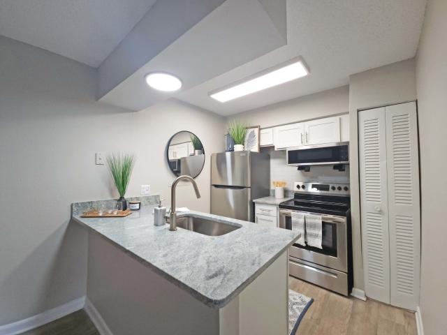 2 BR, 2 BA Apartment 5646 Amalie Drive Unit A 12, Nashville, TN 37211