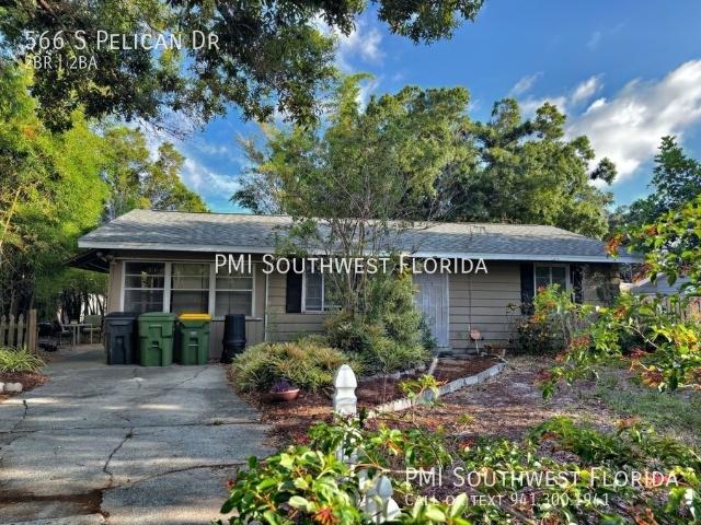 2 BR, 2 BA Apartment 566 S Pelican Dr, Sarasota, FL 34237