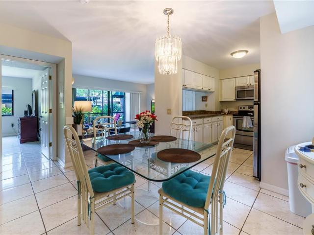2 BR, 2 BA Apartment 5685 Ashton Lake Drive, Sarasota, FL 34231