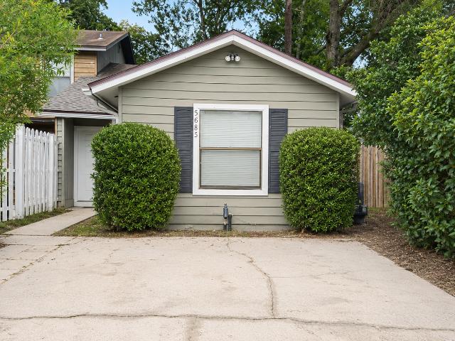 2 BR, 2 BA Apartment 5685 Marathon Pkwy, Jacksonville, FL 32244