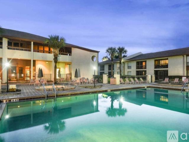 2 BR, 2 BA Apartment 5736 S Texas Ave, Unit 2 BEDROOM, Orlando, FL 32839