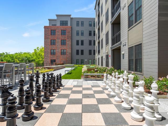 2 BR, 2 BA Apartment 577 Meeting Street Unit 421, Charleston, SC 29403