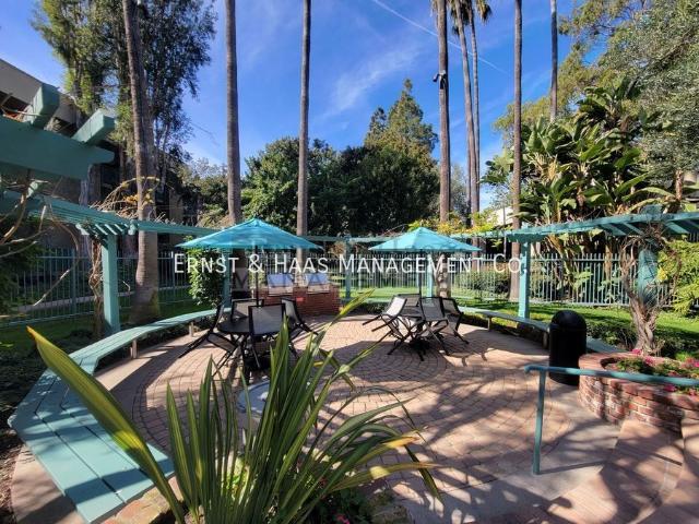 2 BR, 2 BA Apartment 576 N. Bellflower Blvd Long Beach, CA 90814