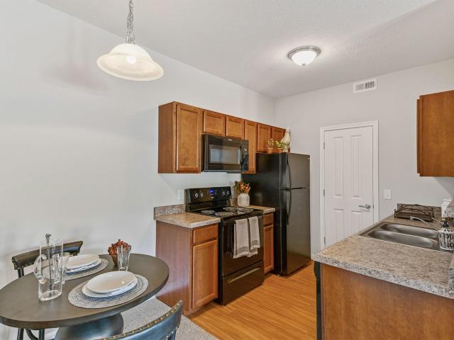 2 BR, 2 BA Apartment 5793 Hoover Falls Drive Unit 6 103, Westerville, OH 43081