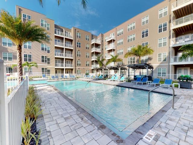 2 BR, 2 BA Apartment 5801 Lakehurst Drive Unit 2410, Orlando, FL 32819