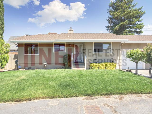 2 BR, 2 BA Apartment 5807 Filbert Ave, Orangevale, CA 95662