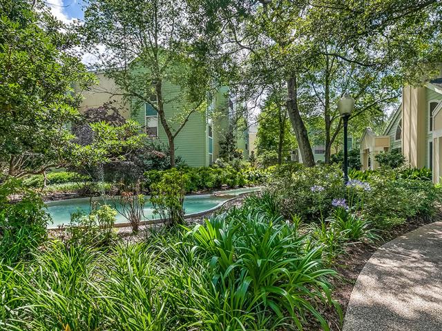2 BR, 2 BA Apartment 5819 Hickory Creek Rd Unit 238, New Orleans, LA 70123