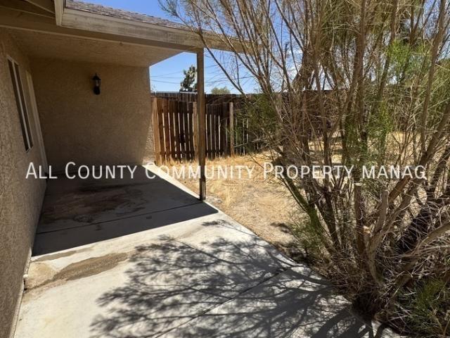 2 BR, 2 BA Apartment 58439 Palisade Dr, Yucca Valley, CA 92284