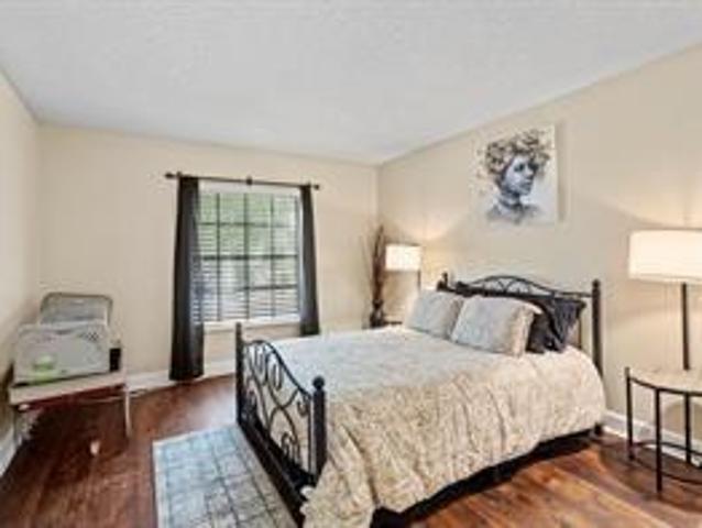 2 BR, 2 BA Apartment 5850 Northwest 57th Avenue, Tamarac, FL 33319