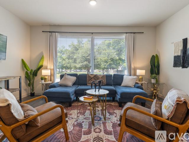 2 BR, 2 BA Apartment 5900 Cameron Road, Unit 1116, Austin, TX 78723