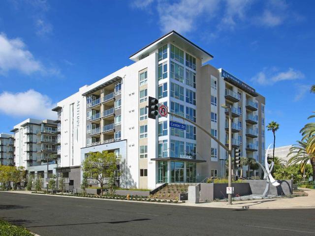 2 BR, 2 BA Apartment 5900 Center Drive Unit 105, Los Angeles, CA 90045