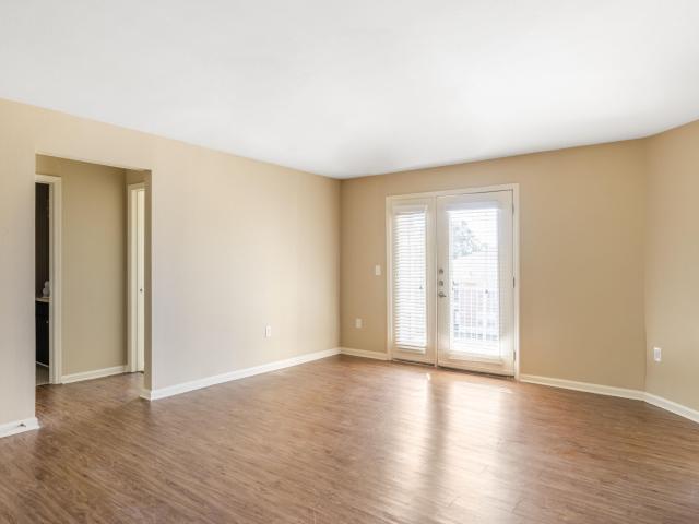2 BR, 2 BA Apartment 5925 FM 2100 Unit 4206, Crosby, TX 77532