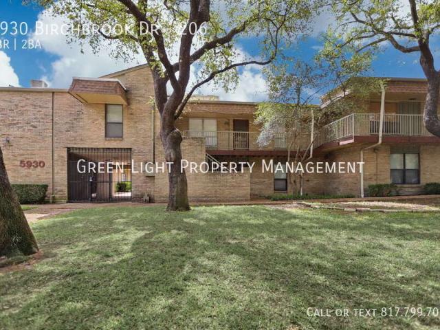 2 BR, 2 BA Apartment 5930 Birchbrook Dr, Dallas, TX 75206