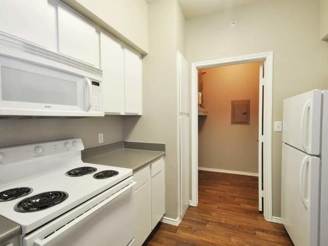 2 BR, 2 BA Apartment 500 West Cartwright Road Unit 2126, Mesquite, TX 75149