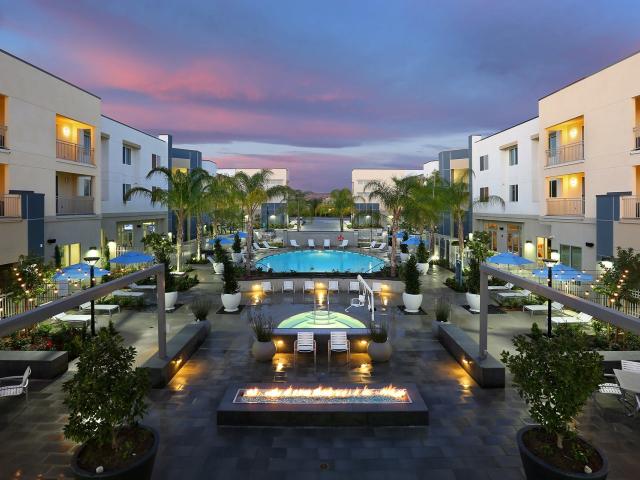 2 BR, 2 BA Apartment 500 Forest Park Boulevard Unit 323 A, Oxnard, CA 93036