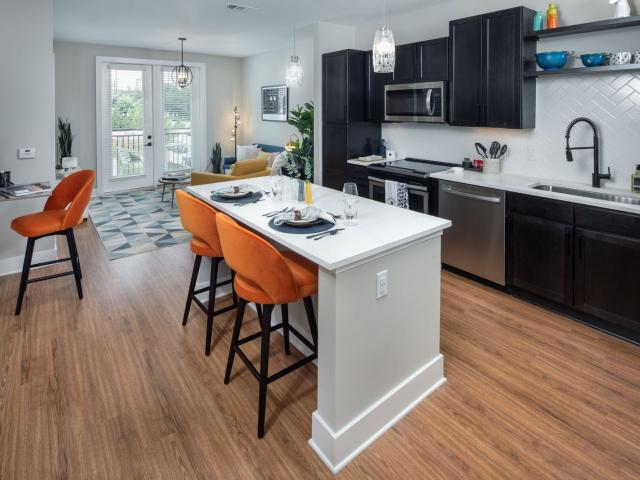 2 BR, 2 BA Apartment 5010 West Broad Street NE Unit 3122, Buford, GA 30518