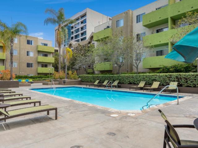 2 BR, 2 BA Apartment 501 South New Hampshire Avenue Unit 119, Los Angeles, CA 90020