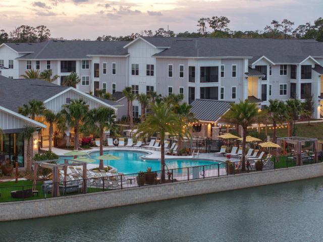 2 BR, 2 BA Apartment 5055 Hoffner Avenue Unit 12108, Orlando, FL 32812