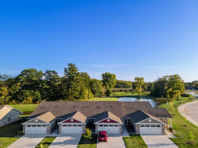 2 BR, 2 BA Apartment 50790 Redwood Dr. Unit 33181A, New Baltimore, MI 48047