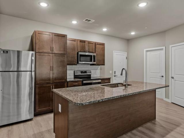2 BR, 2 BA Apartment 50 Northeast Drive Unit 0320, Hershey, PA 17033
