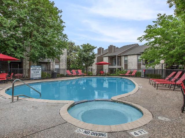 2 BR, 2 BA Apartment 5100 USAA Blvd Unit 10 1003, San Antonio, TX 78240