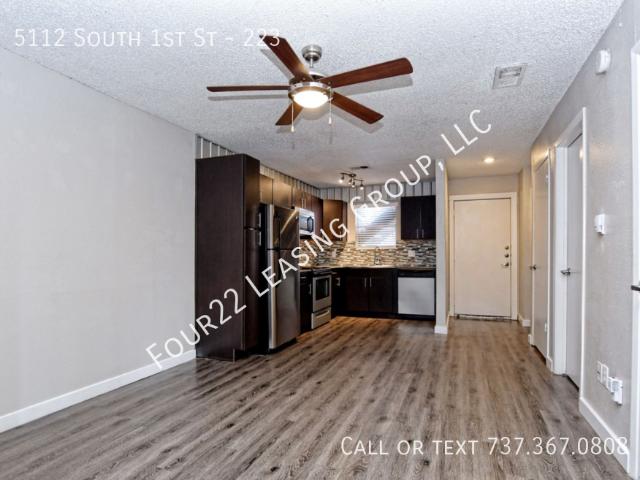 2 BR, 2 BA Apartment 5112 South 1st St, Austin, TX 78745