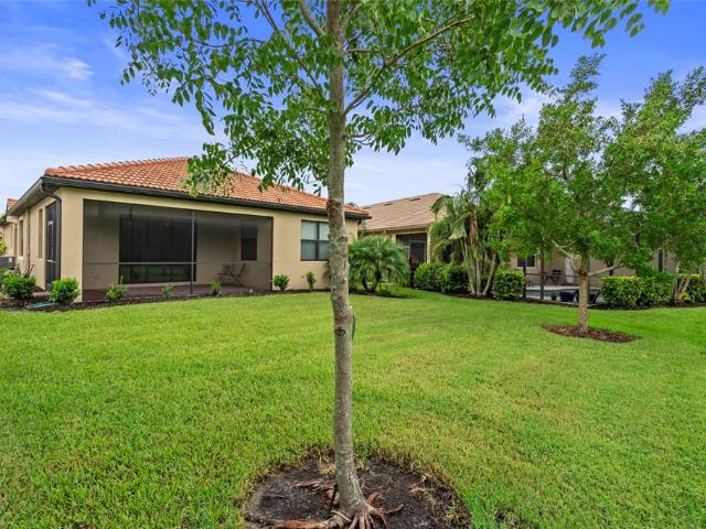 2 BR, 2 BA Apartment 5115 Tobermory Way, Bradenton, FL 34211