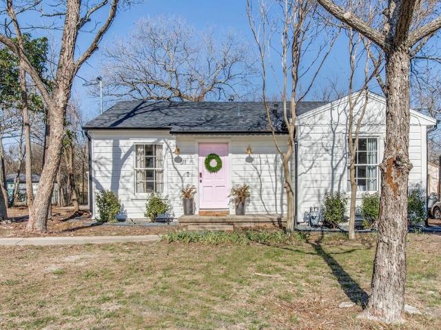 2 BR, 2 BA Apartment 511 Munson St, Rockwall, TX 75087