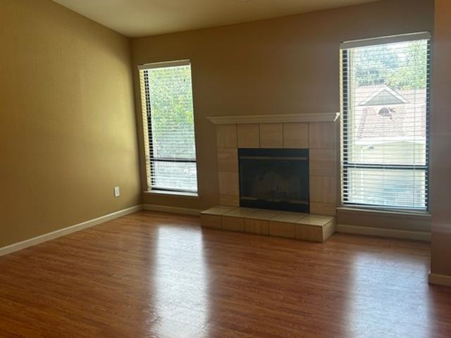 2 BR, 2 BA Apartment 5121 Garfield Avenue, Unit SP0140, Sacramento, CA 95841