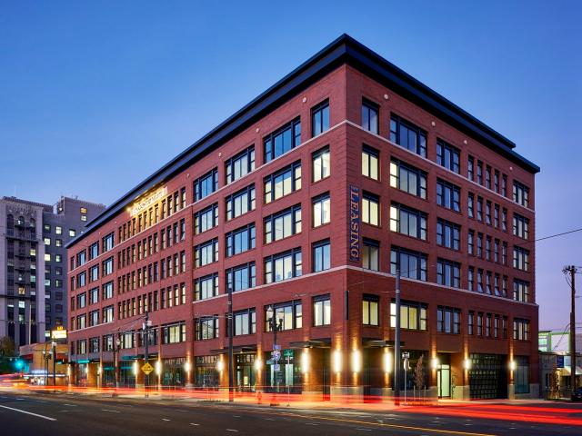 2 BR, 2 BA Apartment 514 Southeast Belmont Street Unit 501, Portland, OR 97214