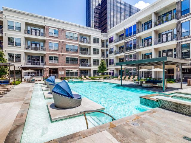 2 BR, 2 BA Apartment 5151 Hidalgo Street Unit 0112, Houston, TX 77056