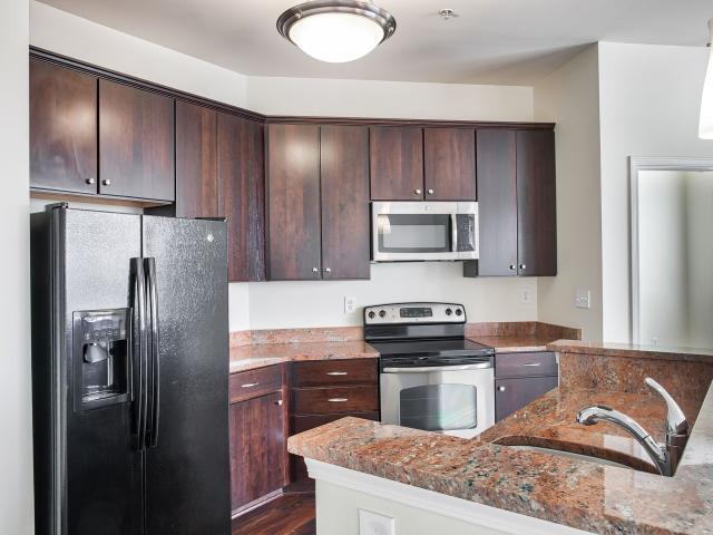 2 BR, 2 BA Apartment 515 E. Market Street Unit 513, Indianapolis, IN 46204