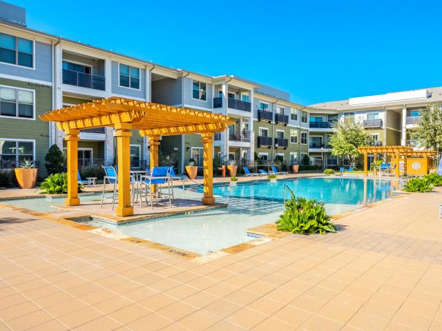 2 BR, 2 BA Apartment 515 E Slaughter Ln Unit 3 3237, Austin, TX 78744