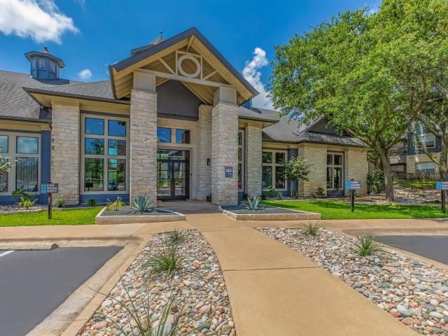 2 BR, 2 BA Apartment 515 East Palm Valley Boulevard Unit 328, Round Rock, TX 78664