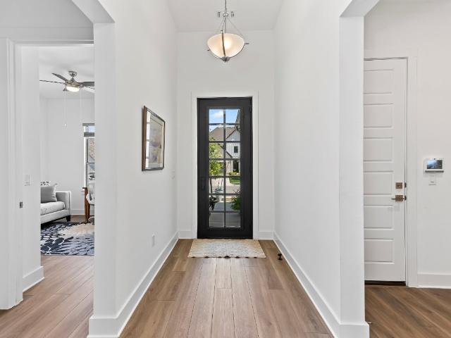 2 BR, 2 BA Apartment 523 Hallwood Drive, Liberty Hill, TX 78642