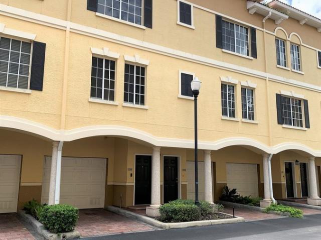 2 BR, 2 BA Apartment 5208 Hampton Beach Pl, Tampa, FL 33609