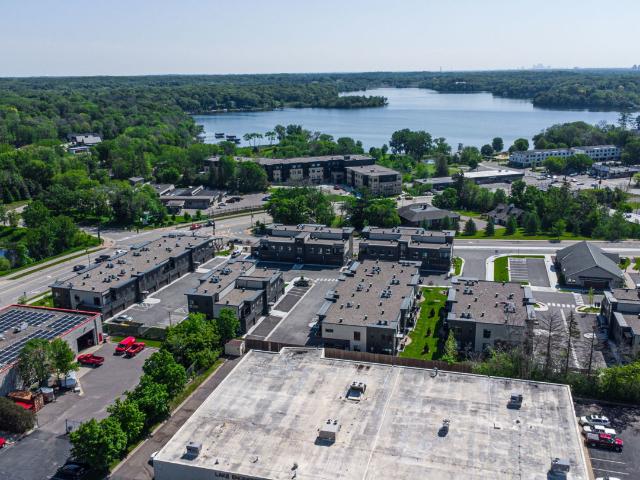 2 BR, 2 BA Apartment 520 Virginia Avenue Suite 100 Unit 555 206, Long Lake, MN 55356