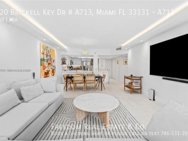2 BR, 2 BA Apartment 520 Brickell Key Dr # A713, Miami FL 33131, Miami, FL 33131