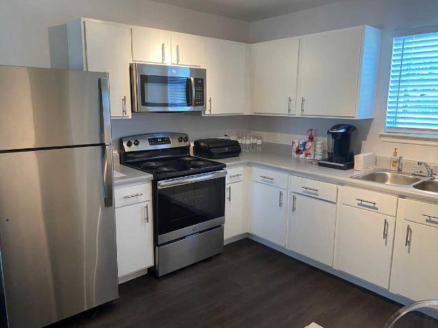 2 BR, 2 BA Apartment 5212 Queenston Boulevard Unit Bldg 12 1094, Houston, TX 77084