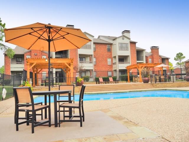 2 BR, 2 BA Apartment 5234 Villa del Mar Ave Unit 506, Arlington, TX 76017