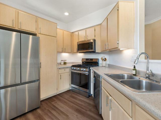 2 BR, 2 BA Apartment 5240 Corte Bocina Unit 002 020, Camarillo, CA 93012
