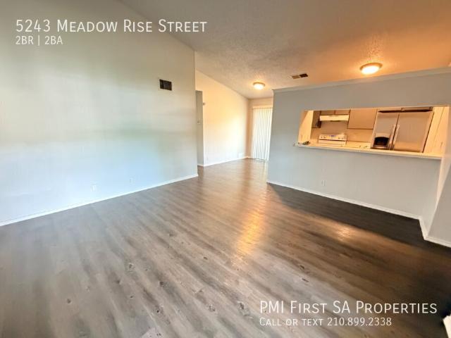 2 BR, 2 BA Apartment 5243 Meadow Rise Street, San Antonio, TX 78250
