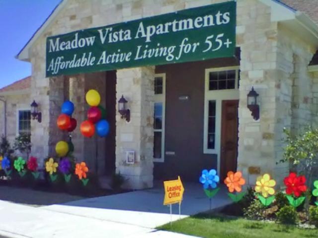 2 BR, 2 BA Apartment 525 Meadow Vista Circle Unit 711, Weatherford, TX 76087