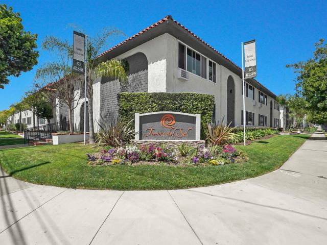 2 BR, 2 BA Apartment 525 N 4th St Unit A150, Montebello, CA 90640