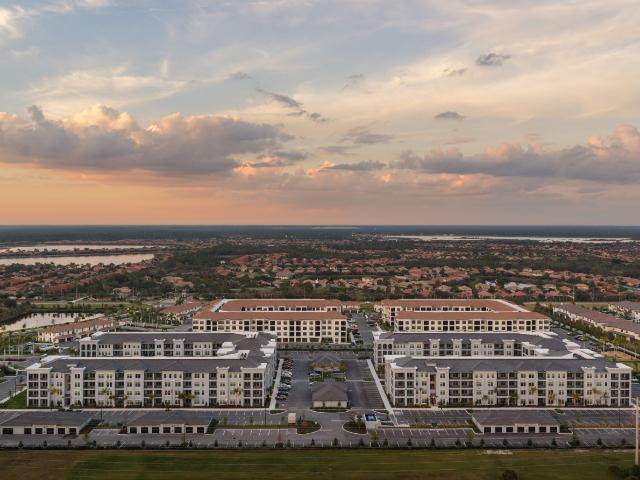 2 BR, 2 BA Apartment 526 Vistera Blvd Unit 2416, Nokomis, FL 34275